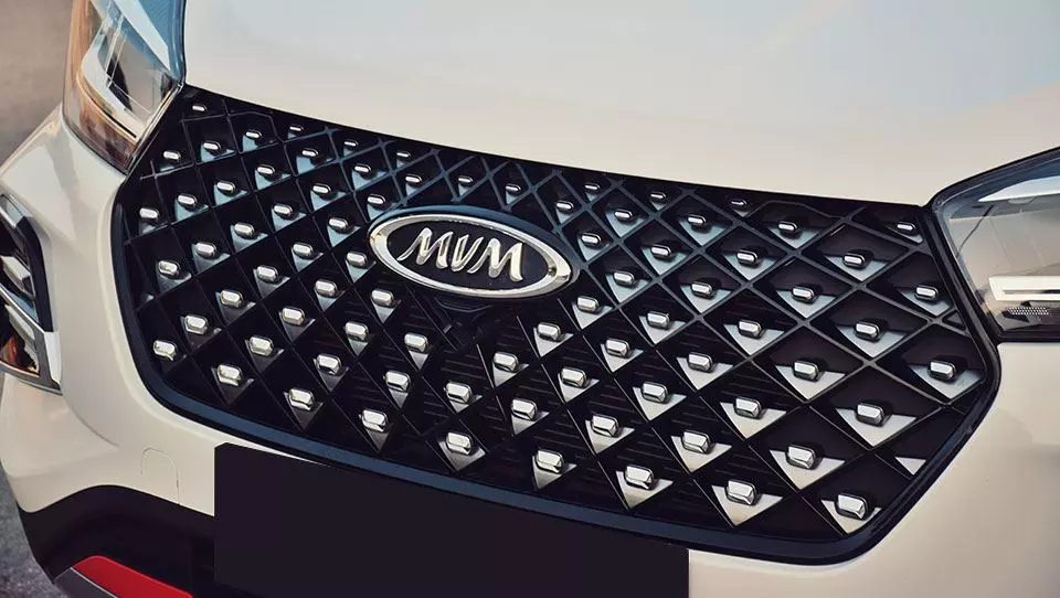 مشخصات X55 PRO: بررسی | قیمت | عکس داخل | Z4Car