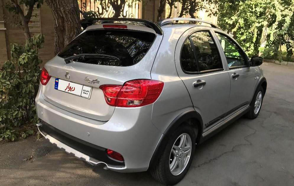 کوییک R اتوماتیک (مشخصات، بررسی، قیمت، عکس) | Z4Car