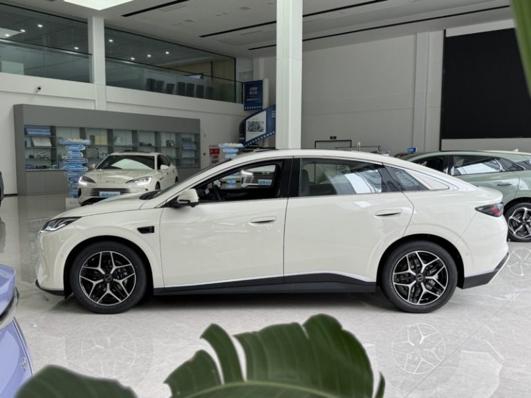 معرفی بی وای دی سیل ۰۶ EV مدل ۲۰۲۵ | Z4Car